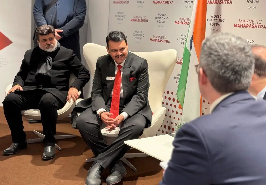 बीड जिल्ह्यात १५,०० मेगा वॅट क्षमतेचा ऊर्जा प्रकल्प;डावोसमध्ये बोलणी. - Ugavatiche Rang