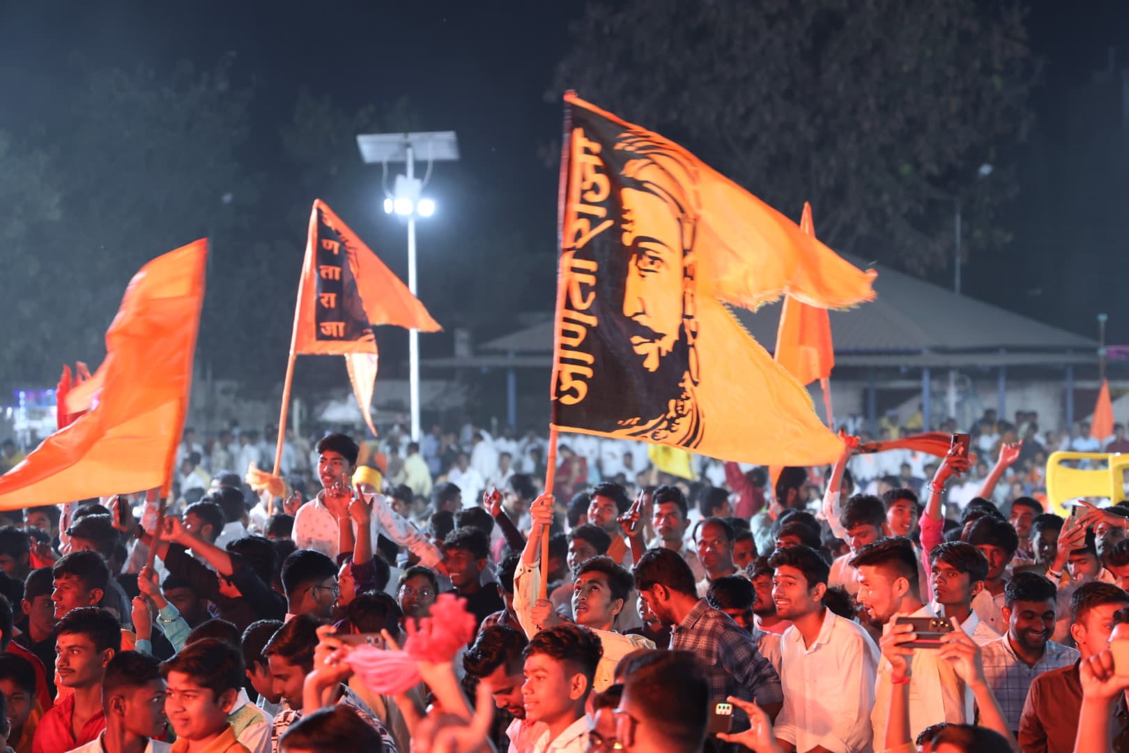 जल्लोष शिवजयंतीचा! बीडमध्ये ऐतिहासिक शिवजयंती साजरी - Ugavatiche Rang